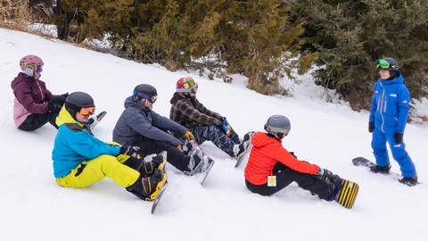 Daily Snowboard & Ski Lessons | Blue Mountain Resort